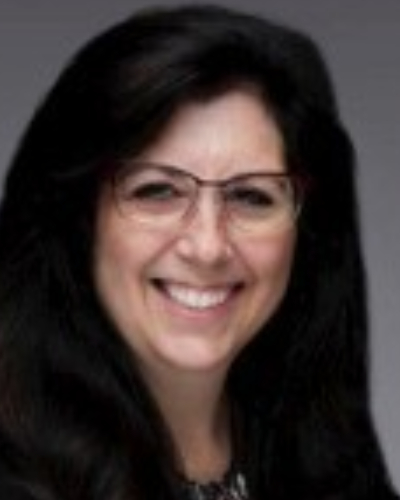 Julie Pemberton's Instagram, Twitter & Facebook on IDCrawl